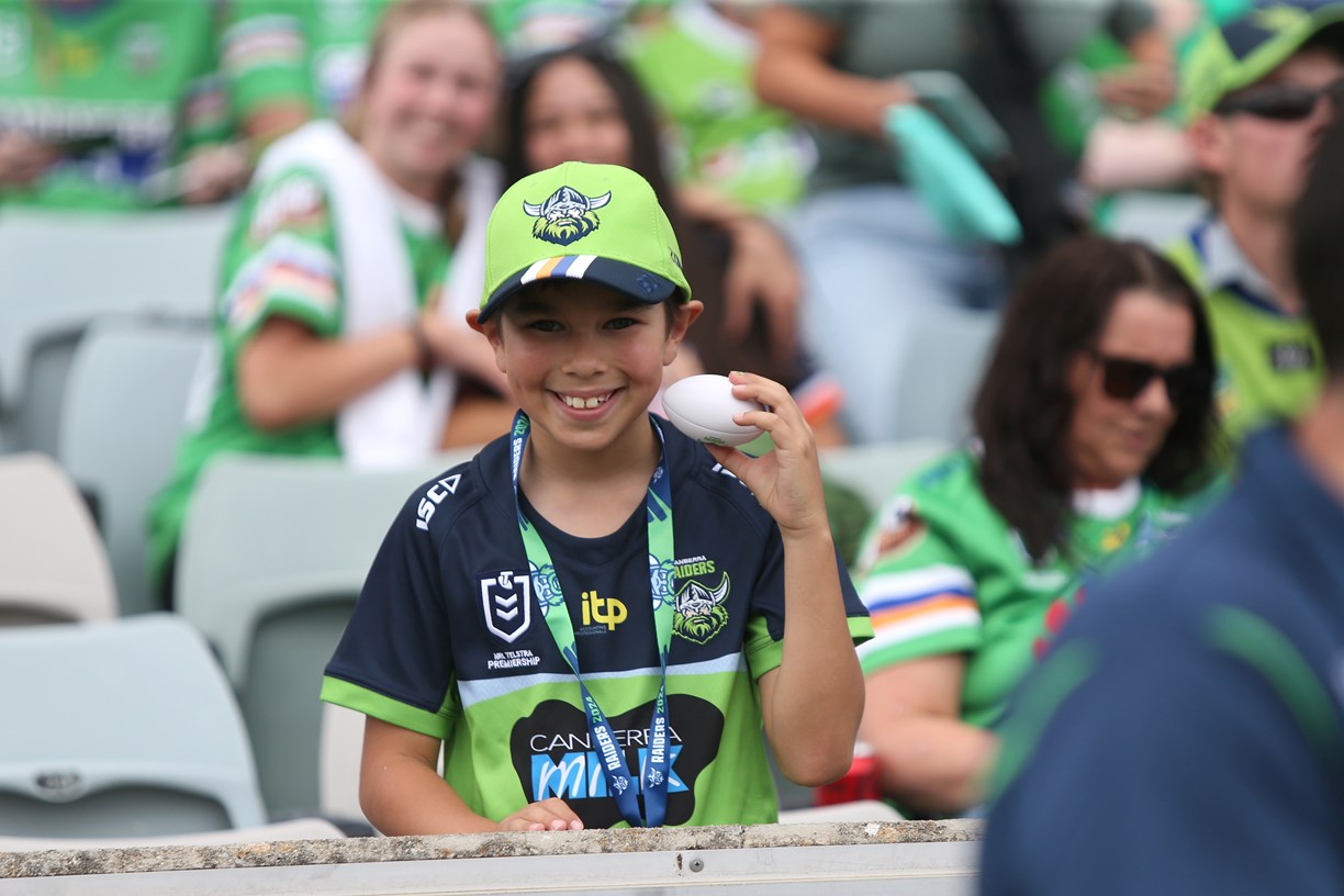Around the Ground Gallery: Round 2 | Raiders
