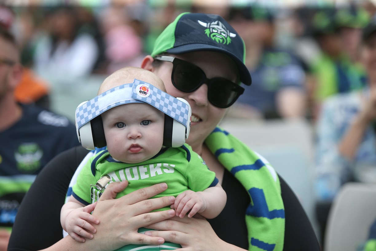 Around the Ground Gallery: Round 2 | Raiders