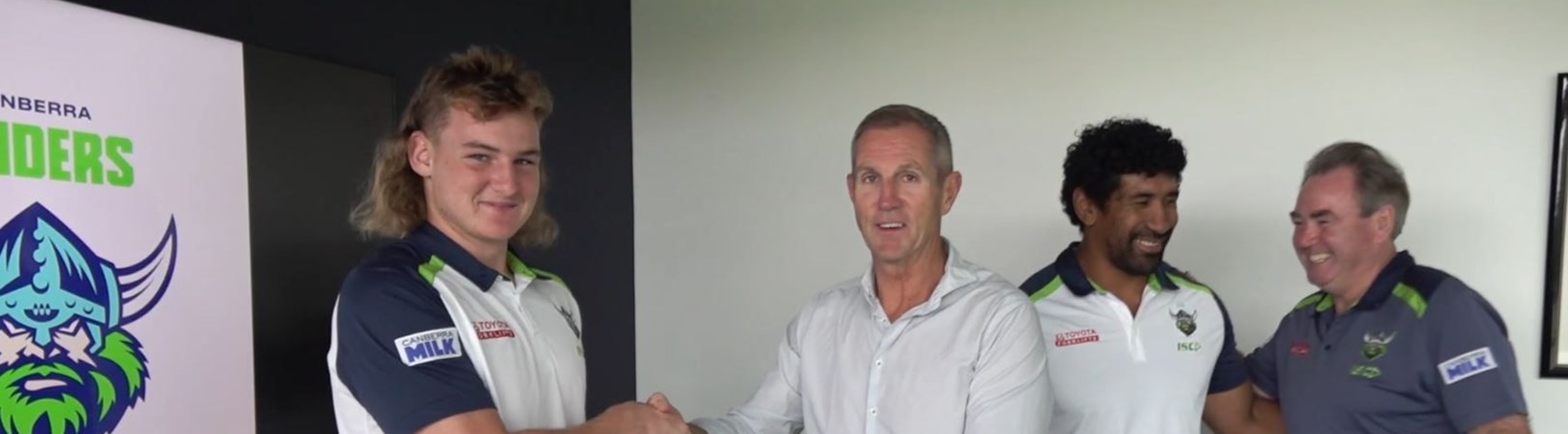 Don Furner Senior NSW Country Scholarship Program | Foundation