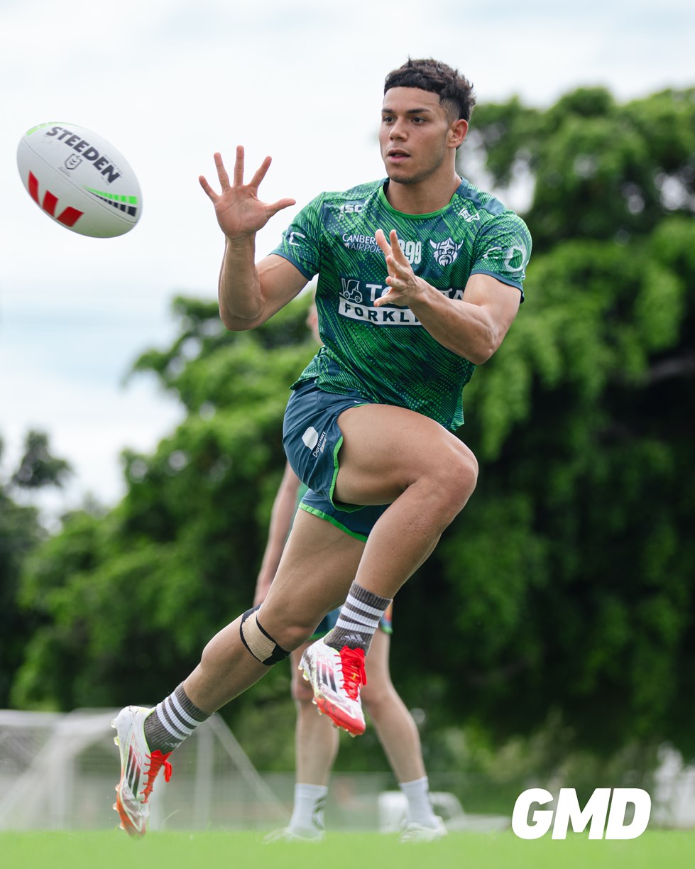 Captain's Run Gallery: Raiders v Cowboys | Raiders