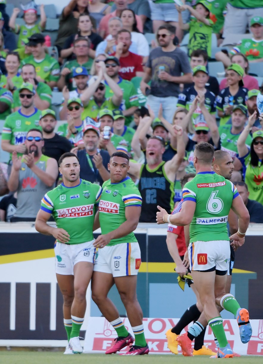 Match Gallery: Raiders v Sharks | Raiders