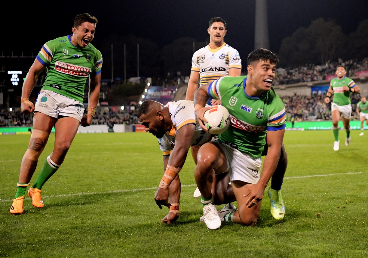 Match Gallery: Raiders v Eels | Raiders