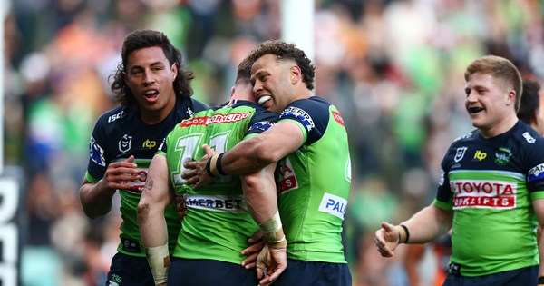 Raiders end regular season in style | Raiders