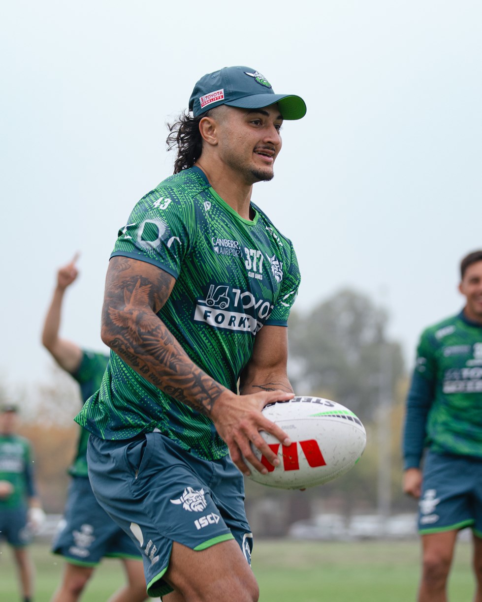 Captain's Run Gallery: Raiders v Titans | Raiders