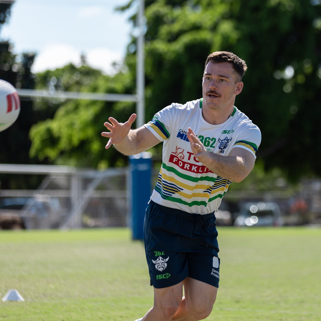 Captain's Run Gallery: Raiders v Cowboys | Raiders
