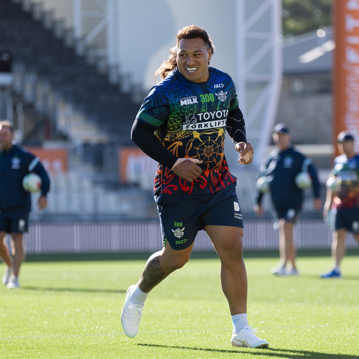 Captain's Run Gallery: Raiders v Warriors | Raiders
