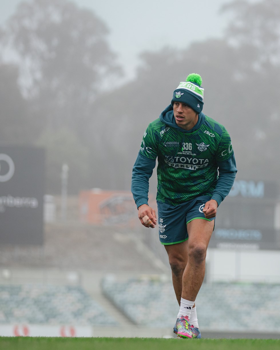 Captain's Run Gallery: Raiders v Dragons | Raiders