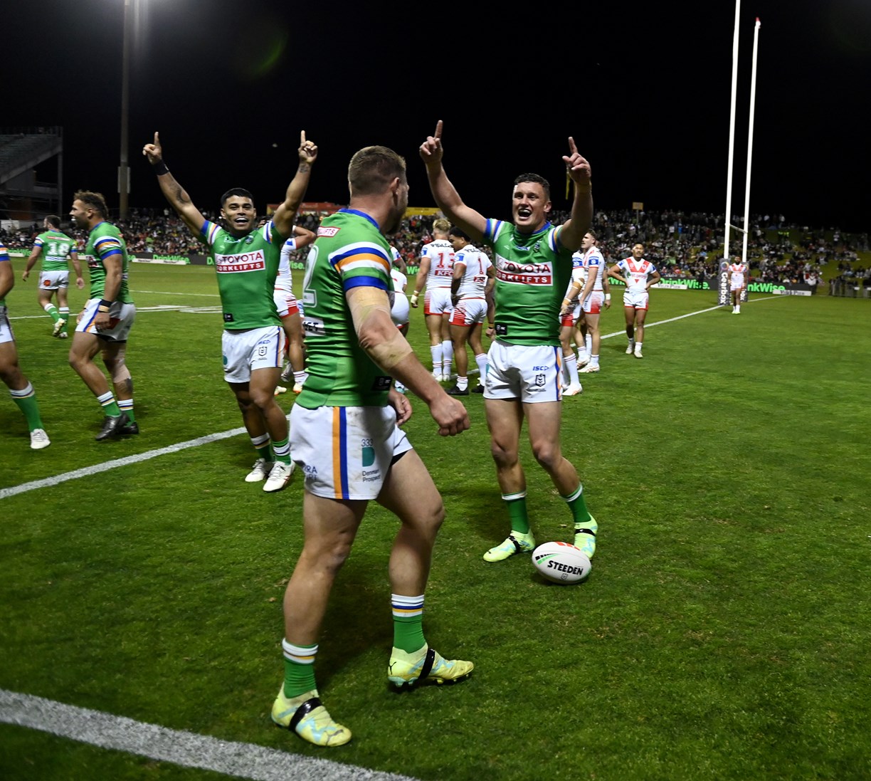Match Gallery: Raiders v Dragons | Raiders