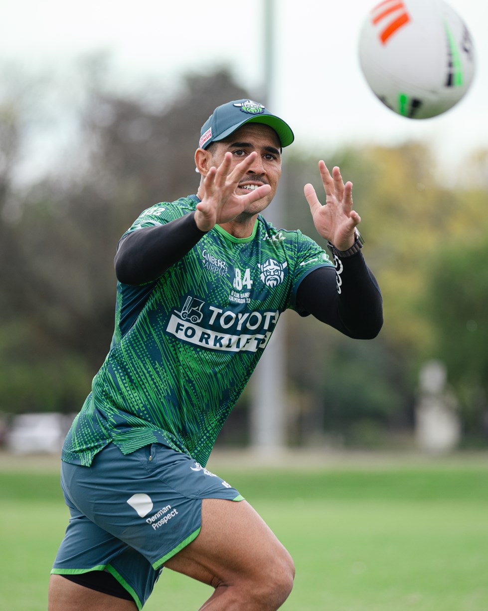 Captain's Run Gallery: Raiders v Dolphins | Raiders