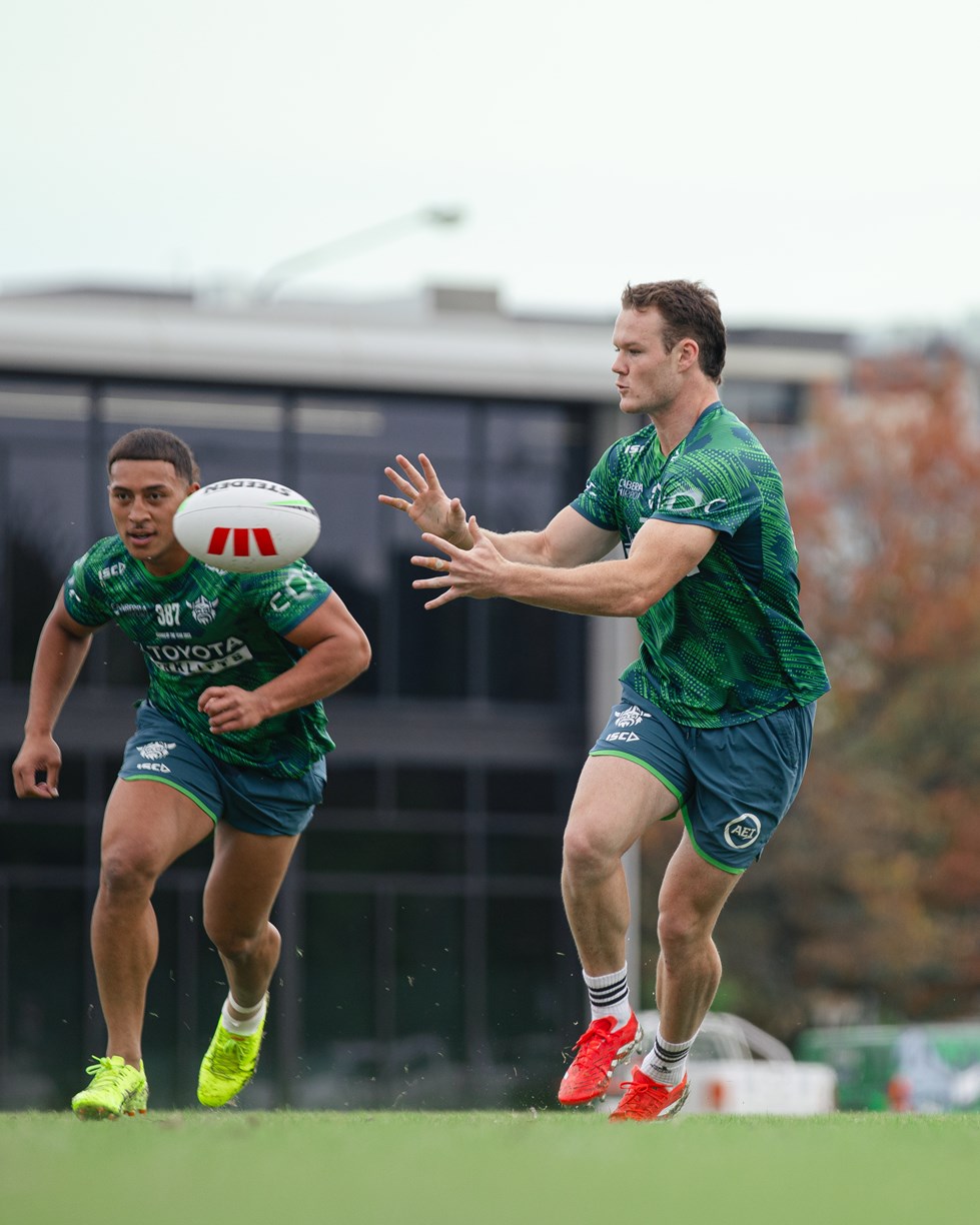 Captain's Run Gallery: Raiders v Dolphins | Raiders