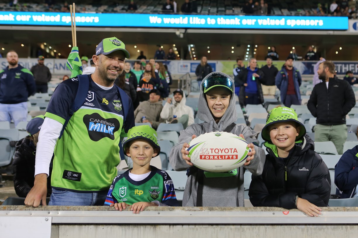 Around the Ground: Raiders v Panthers | Raiders