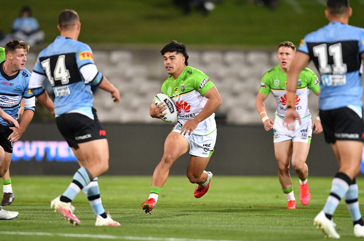 Match Gallery: Raiders v Sharks | Raiders