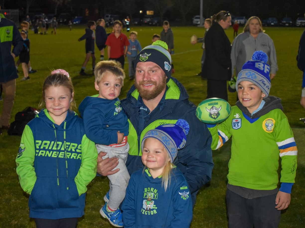 Raiders visit junior clubs | Raiders
