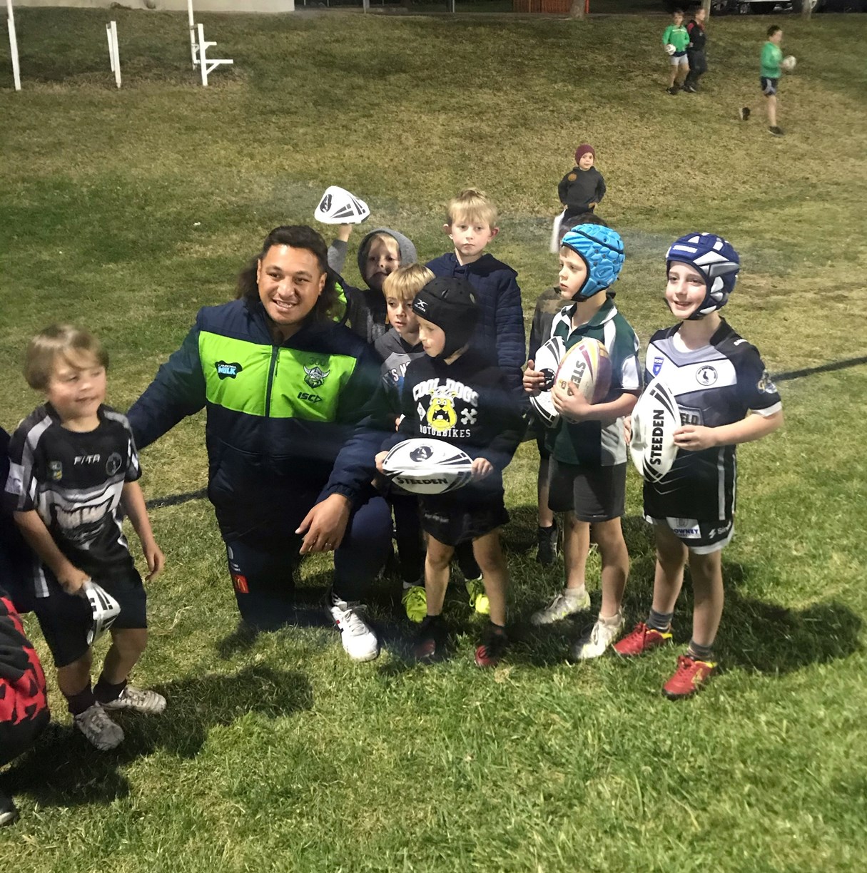 Raiders visit junior clubs | Raiders